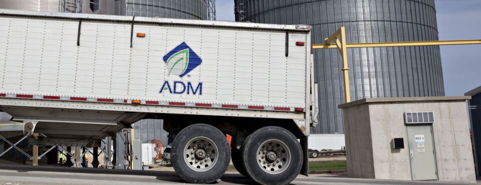 ADM Rises After Revising Years of Internal Unit Sales (3)