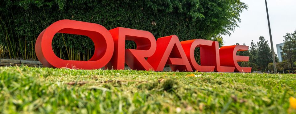 Oracle Legal Head Pushes Back Retirement Amid SEC Settlement (1)
