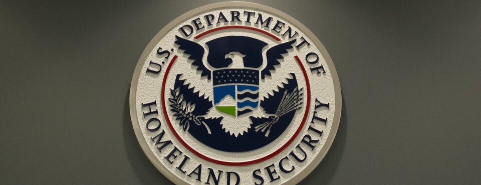 DHS Extends Duration of Immigrant Work Permits in New Rule (2)