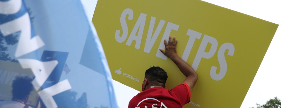 Trump DHS Blocks Venezuelans From Renewing Temporary Protections