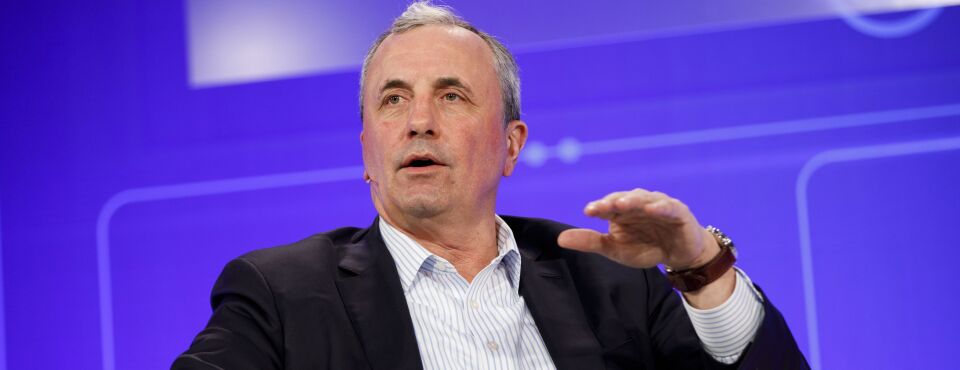 EY Global CEO Di Sibio to Retire After Firm Failed to Split (2)